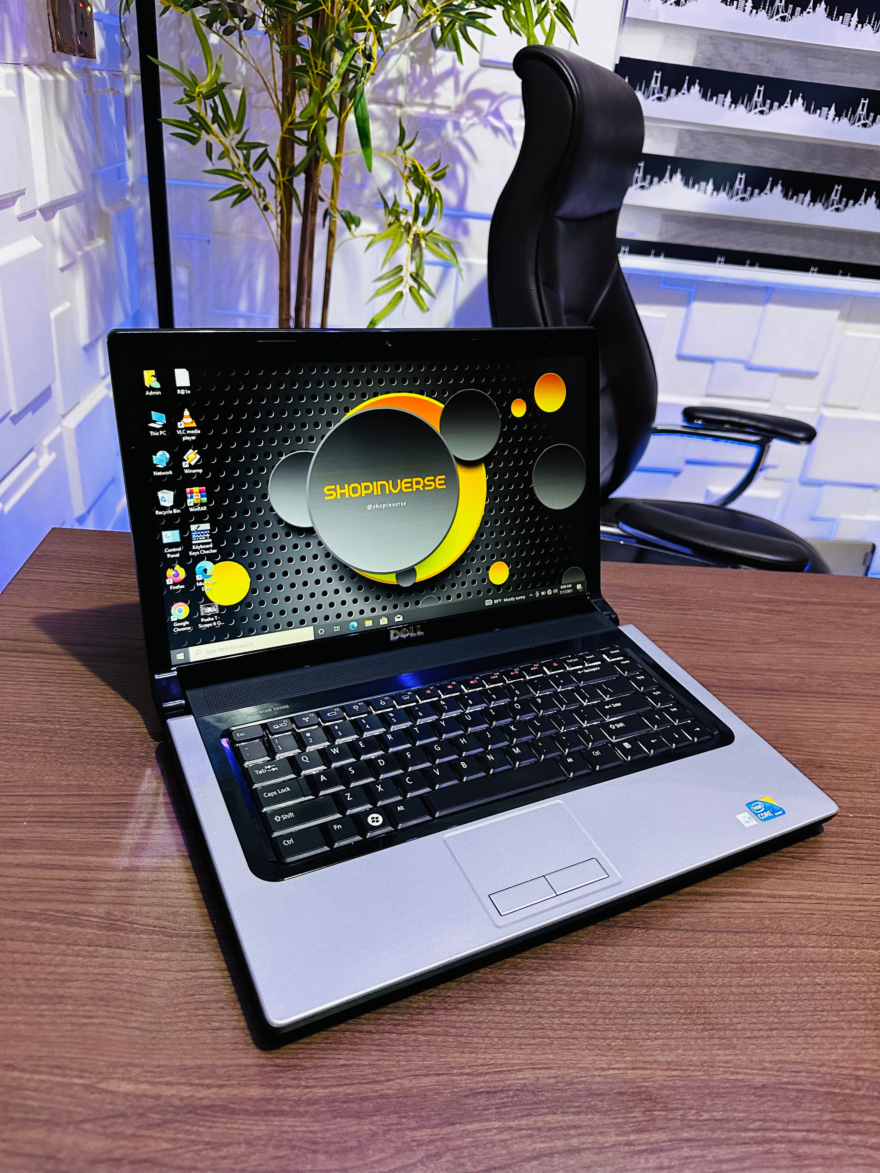 Dell Studio 1457 - Intel Core i7 - 500GB HDD - 6GB RAM - HDMI - keyboa ...